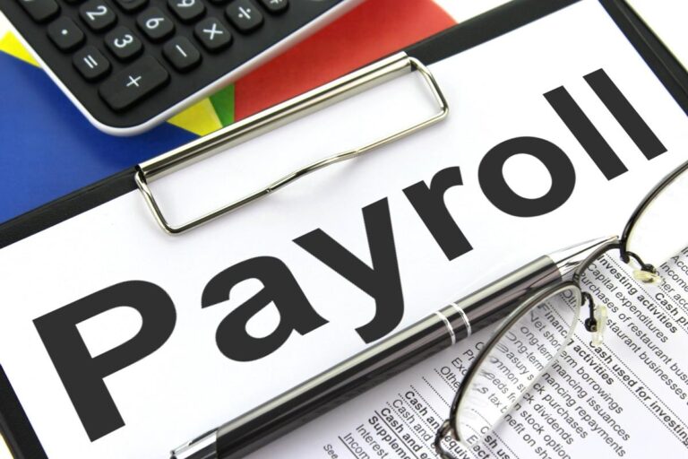 Do You Have To Provide Employees With A Copy Of A Pay Stub The Latest Requirements Factual do-you-have-to-provide-employees-with-a-copy-of-a-pay-stub-the-latest-requirements-factual